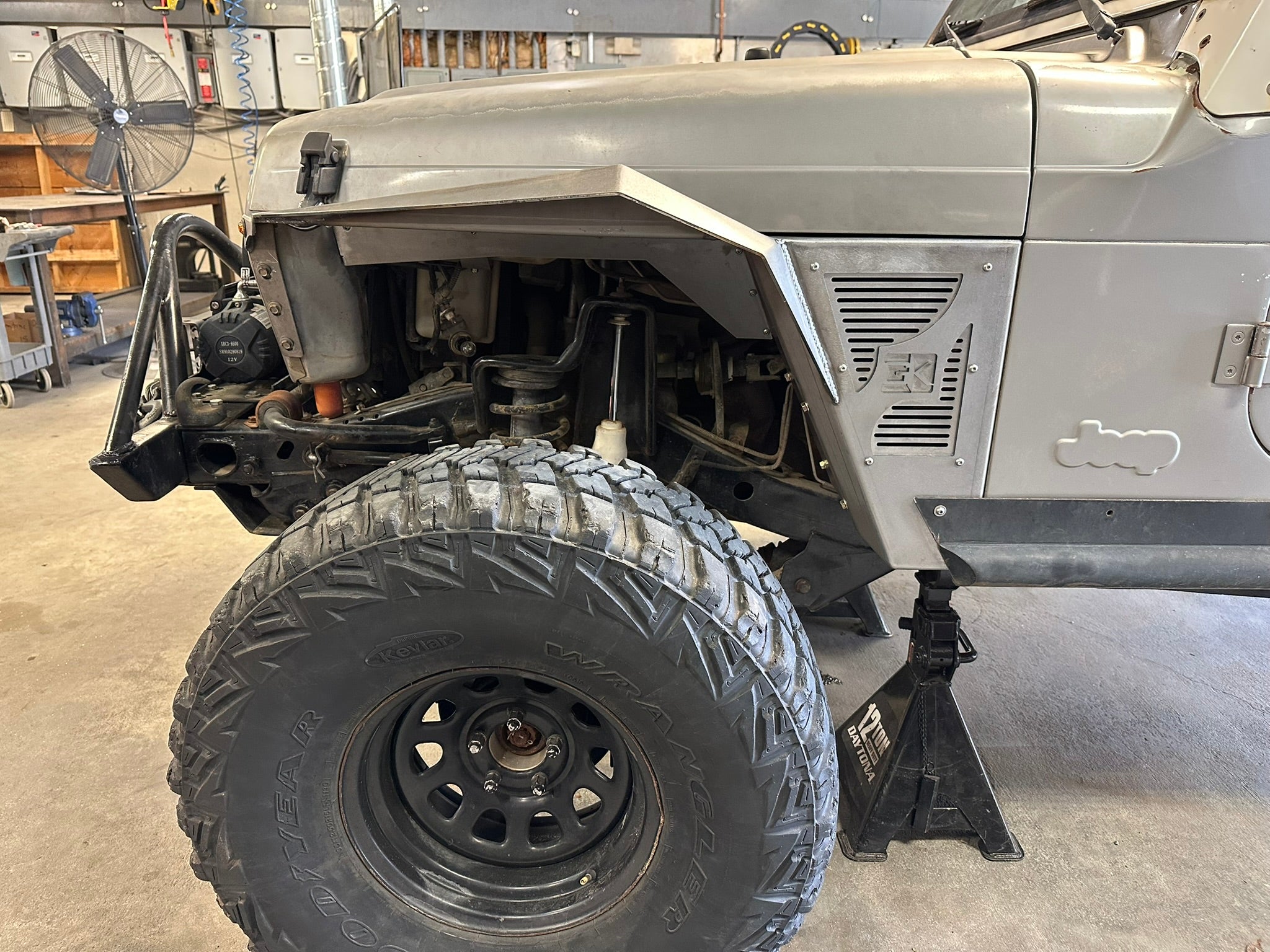 Diamond Series High Clearance Front Fenders for Jeep TJ Wrangler ...